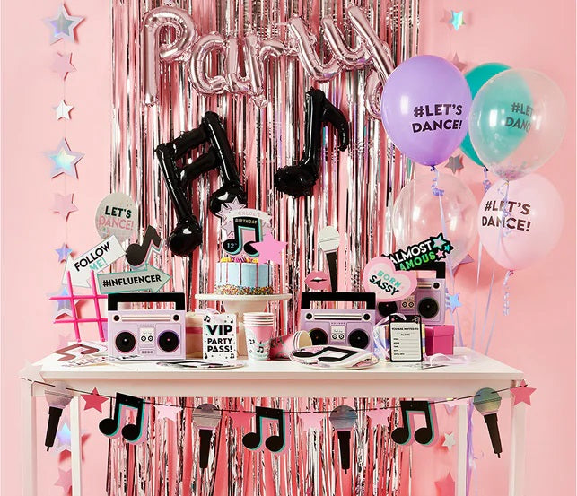 Let's Dance Party Garland – Ruby Rabbit